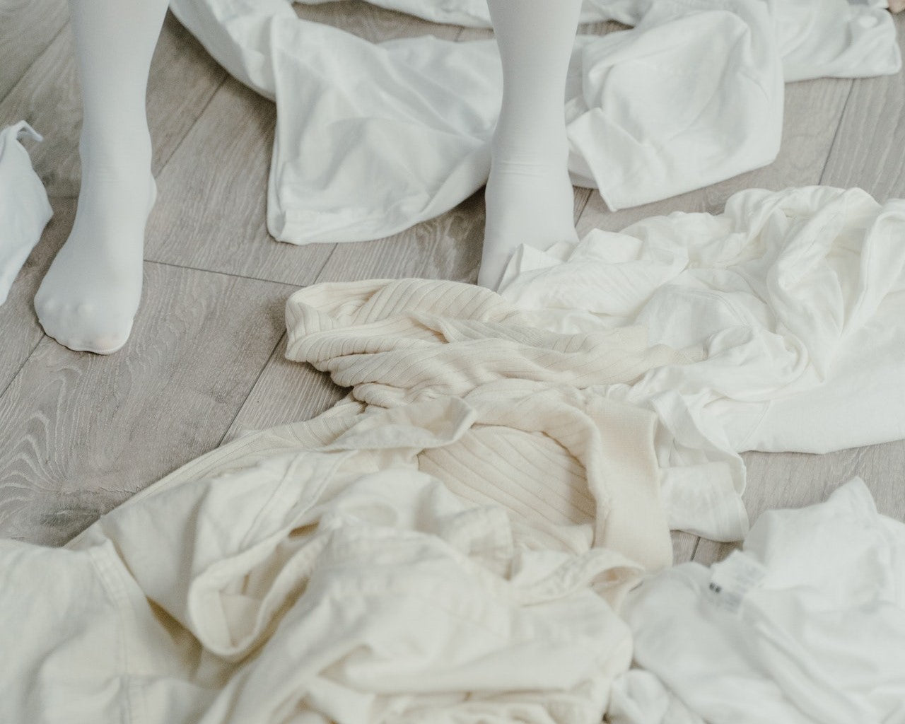 3 Signs Your Elderly Parent Needs Adaptive Clothing – Caring Clothing